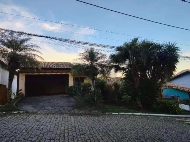 Casa / Sobrado para Venda em Niterói/RJ Sapê 3 Quartos