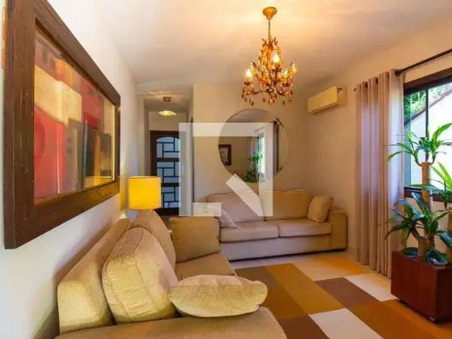 Casa / Sobrado para Venda em Niterói/RJ Serra Grande 2 Quartos