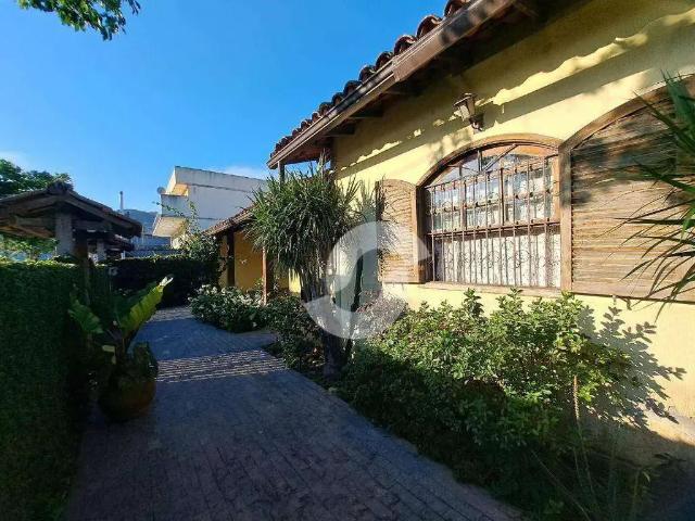 Casa / Sobrado para Venda em Niterói/RJ Serra Grande 3 Quartos