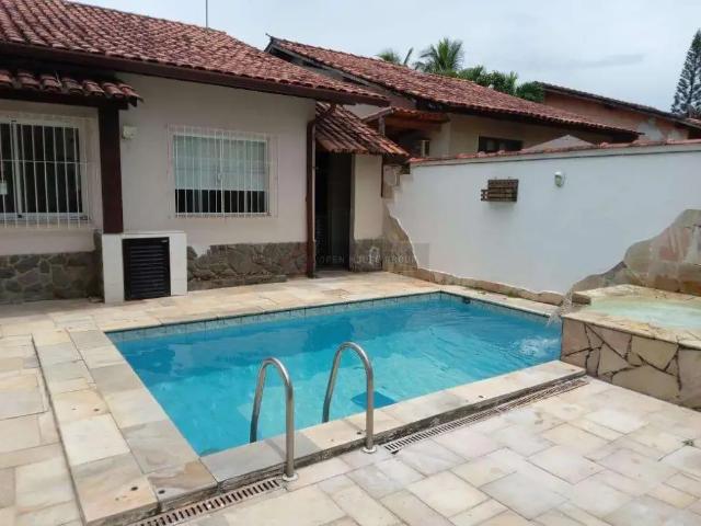 Casa / Sobrado para Venda em Niterói/RJ Serra Grande 3 Quartos