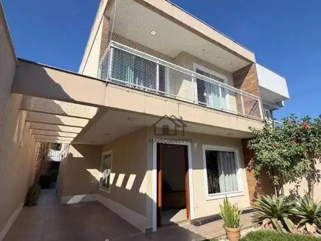 Casa / Sobrado para Venda em Niterói/RJ Serra Grande 3 Quartos