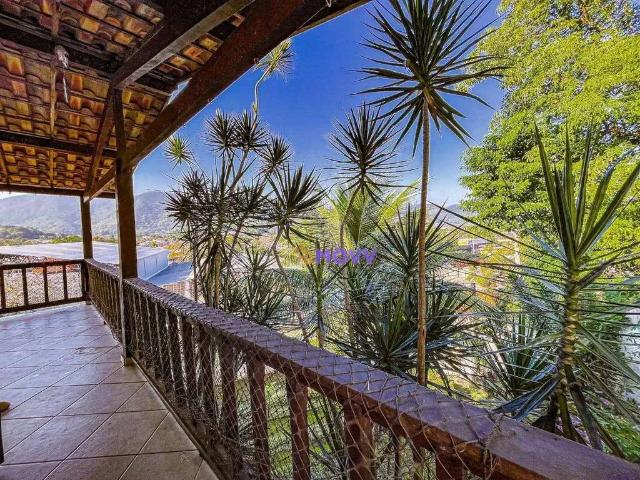 Casa / Sobrado para Venda em Niterói/RJ Serra Grande 3 Quartos