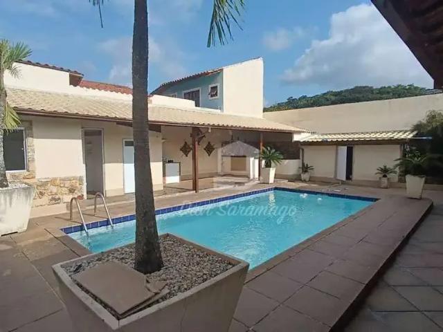 Casa / Sobrado para Venda em Niterói/RJ Serra Grande 4 Quartos