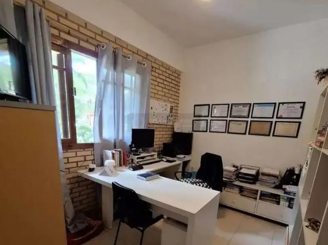 Casa / Sobrado para Venda em Niterói/RJ Serra Grande 4 Quartos