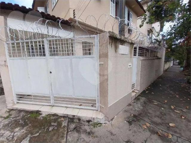 Casa / Sobrado para Venda em Niterói/RJ Pe Pequeno 4 Quartos