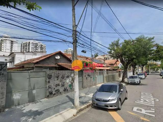 Casa / Sobrado para Venda em Niterói/RJ Pe Pequeno 5 Quartos