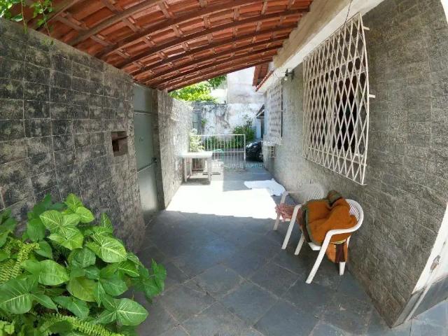 Casa / Sobrado para Venda em Niterói/RJ Pe Pequeno 5 Quartos