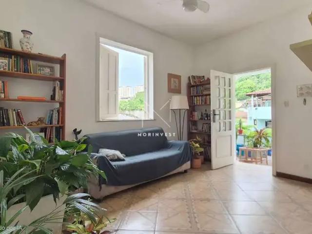 Casa / Sobrado para Venda em Niterói/RJ Pe Pequeno 3 Quartos