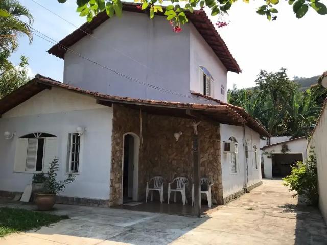 Casa / Sobrado para Venda em Niterói/RJ Piratininga 3 Quartos