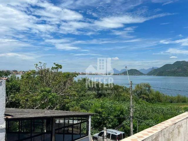 Casa / Sobrado para Venda em Niterói/RJ Piratininga 3 Quartos