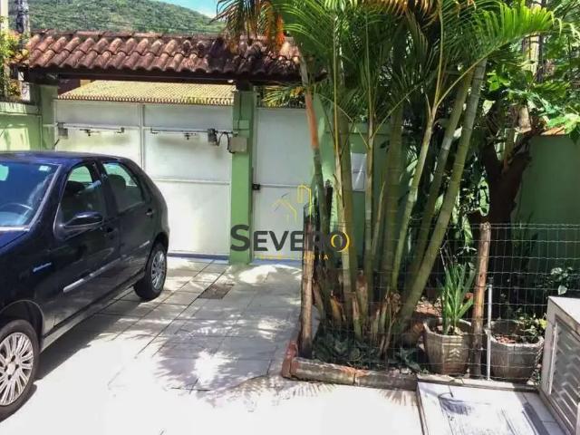 Casa / Sobrado para Venda em Niterói/RJ Piratininga 3 Quartos