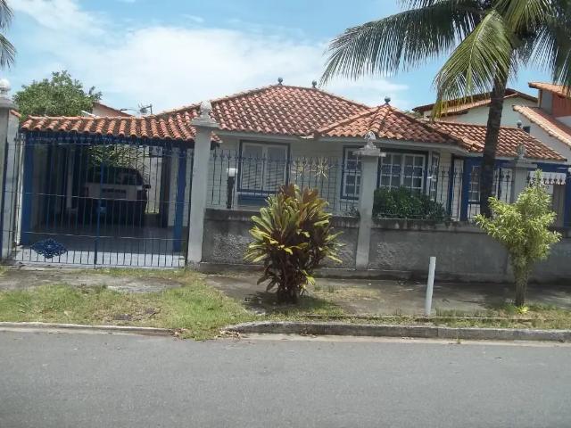 Casa / Sobrado para Venda em Niterói/RJ Piratininga 2 Quartos