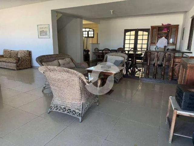 Casa / Sobrado para Venda em Niterói/RJ Piratininga 7 Quartos