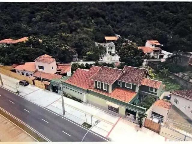 Casa / Sobrado para Venda em Niterói/RJ Piratininga 7 Quartos