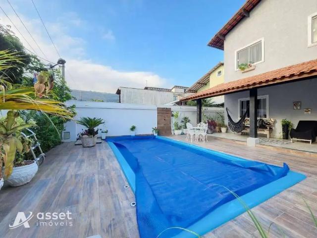 Casa / Sobrado para Venda em Niterói/RJ Piratininga 7 Quartos