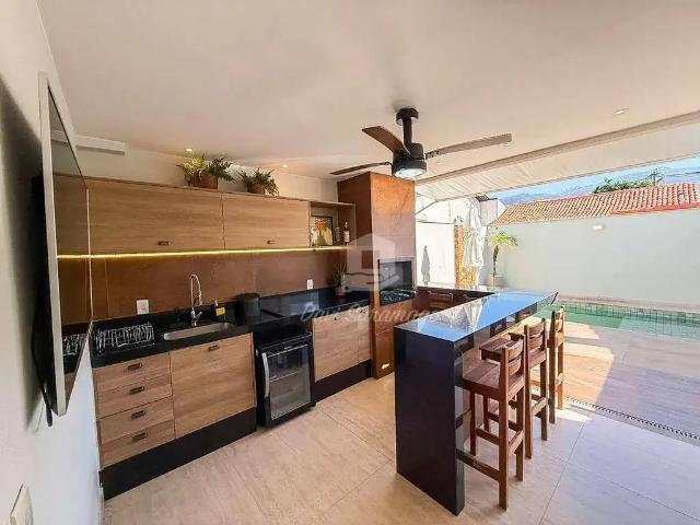 Casa / Sobrado para Venda em Niterói/RJ Piratininga 4 Quartos