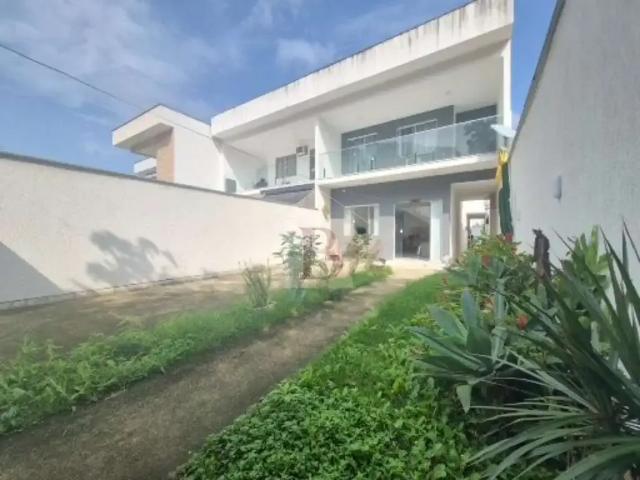 Casa / Sobrado para Venda em Niterói/RJ Piratininga 4 Quartos