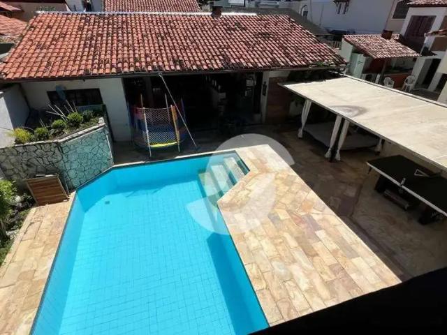 Casa / Sobrado para Venda em Niterói/RJ Piratininga 4 Quartos