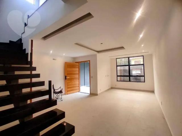 Casa / Sobrado para Venda em Niterói/RJ Piratininga 4 Quartos
