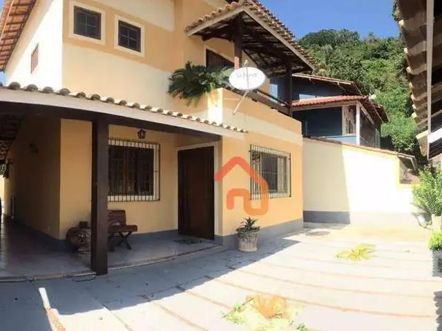 Casa / Sobrado para Venda em Niterói/RJ Piratininga 4 Quartos