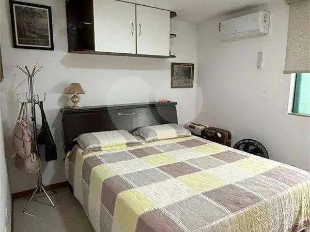 Casa / Sobrado para Venda em Niterói/RJ Piratininga 4 Quartos