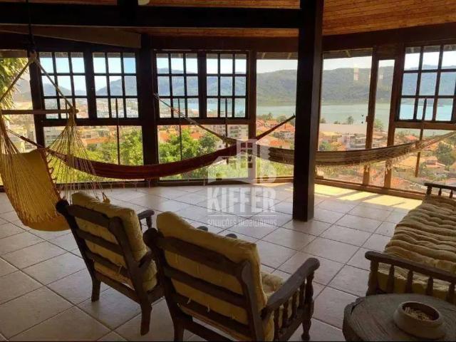 Casa / Sobrado para Venda em Niterói/RJ Piratininga 4 Quartos