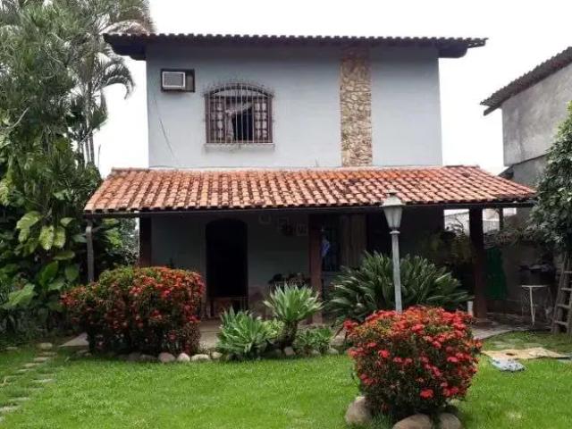 Casa / Sobrado para Venda em Niterói/RJ Piratininga 4 Quartos