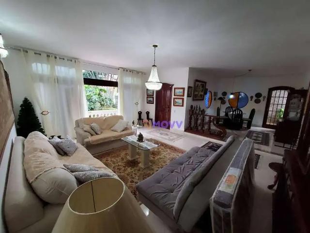Casa / Sobrado para Venda em Niterói/RJ Piratininga 5 Quartos