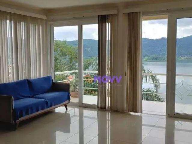 Casa / Sobrado para Venda em Niterói/RJ Piratininga 6 Quartos
