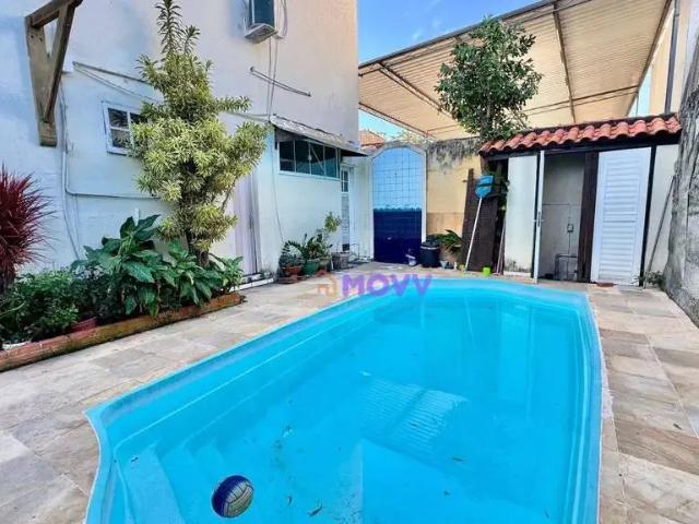 Casa / Sobrado para Venda em Niterói/RJ Piratininga 6 Quartos