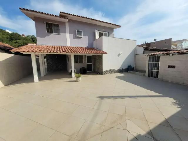 Casa / Sobrado para Venda em Niterói/RJ Piratininga