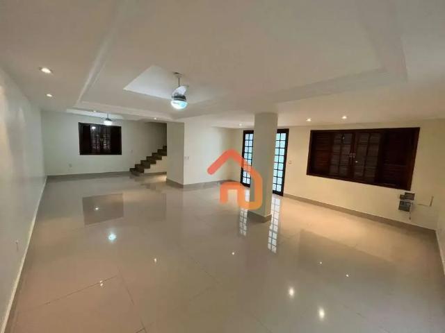 Casa / Sobrado para Venda em Niterói/RJ Piratininga 8 Quartos