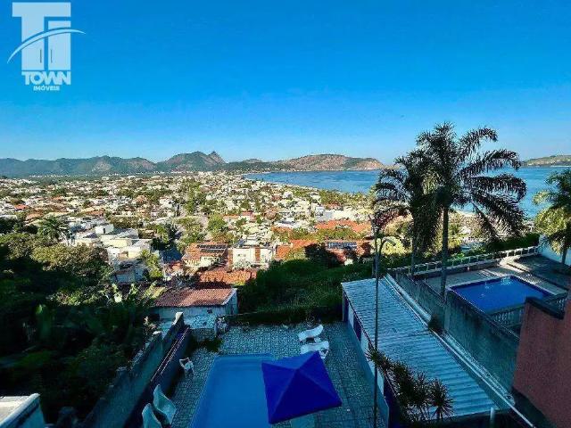 Casa / Sobrado para Venda em Niterói/RJ Piratininga 9 Quartos
