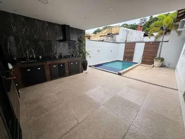 Casa / Sobrado para Venda em Niterói/RJ Várzea das Moças 2 Quartos