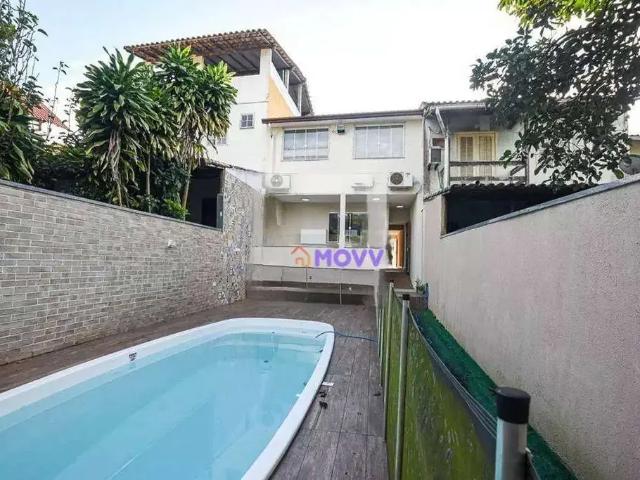 Casa / Sobrado para Venda em Niterói/RJ Vila Progresso 4 Quartos