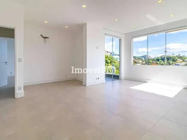 Casa / Sobrado para Venda em Niterói/RJ Vila Progresso 4 Quartos