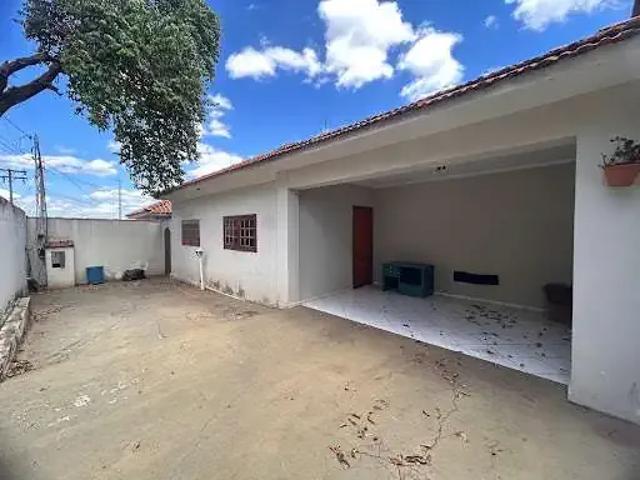 Casa / Sobrado para Venda em Nova Odessa/SP Centro 4 Quartos