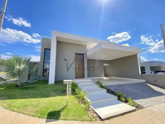 Casa / Sobrado para Venda em Nova Odessa/SP Estância Hípica 3 Quartos
