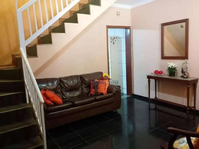Casa / Sobrado para Venda em Nova Odessa/SP Parque Residencial Klavin 4 Quartos