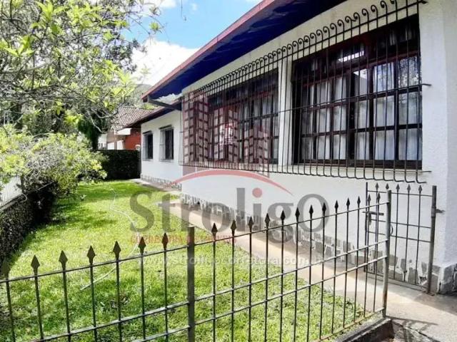 Casa / Sobrado para Venda em Nova Friburgo/RJ Cônego 4 Quartos