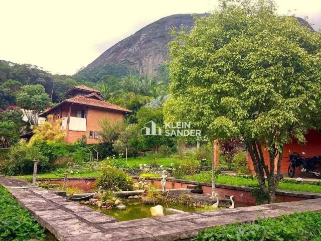 Casa / Sobrado para Venda em Nova Friburgo/RJ Cônego 5 Quartos