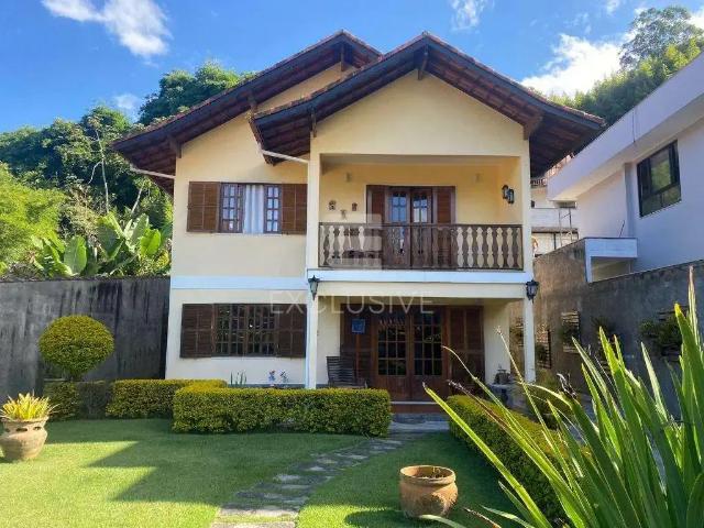 Casa / Sobrado para Venda em Nova Friburgo/RJ Cônego 6 Quartos