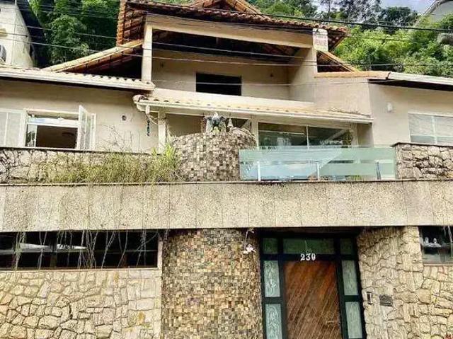 Casa / Sobrado para Venda em Nova Friburgo/RJ Conselheiro Paulino 5 Quartos