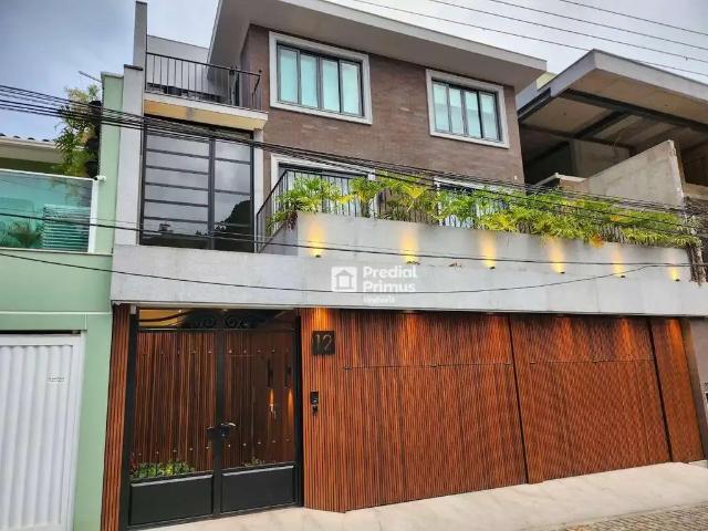 Casa / Sobrado para Venda em Nova Friburgo/RJ Centro 3 Quartos