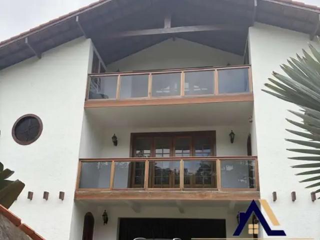 Casa / Sobrado para Venda em Nova Friburgo/RJ Centro 5 Quartos