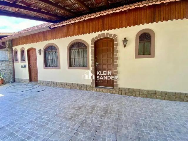 Casa / Sobrado para Venda em Nova Friburgo/RJ Braunes 4 Quartos