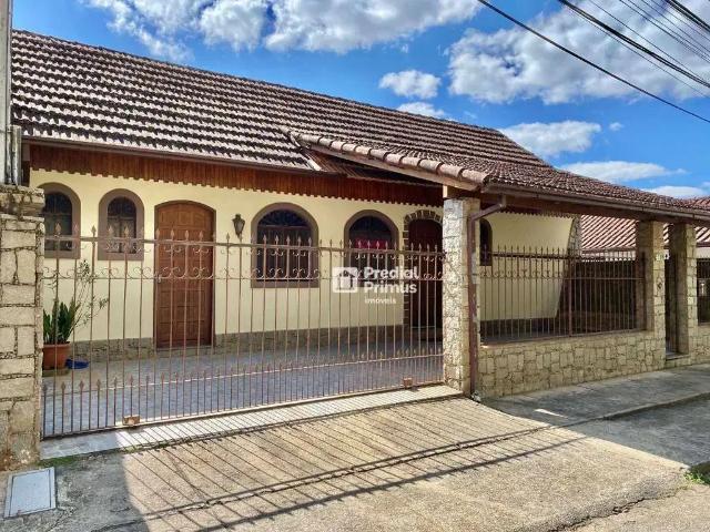 Casa / Sobrado para Venda em Nova Friburgo/RJ Braunes 5 Quartos