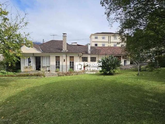 Casa / Sobrado para Venda em Nova Friburgo/RJ Braunes 6 Quartos