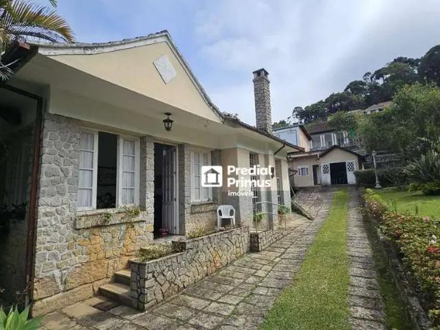 Casa / Sobrado para Venda em Nova Friburgo/RJ Braunes 6 Quartos