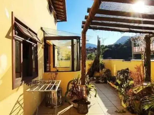 Casa / Sobrado para Venda em Nova Friburgo/RJ Braunes 3 Quartos
